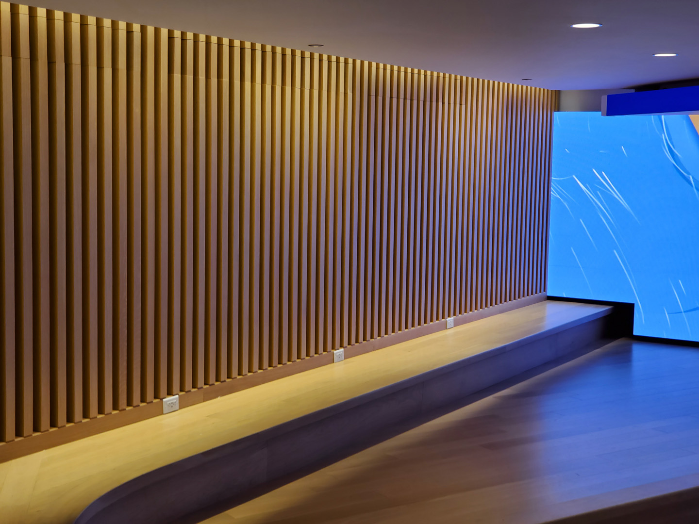 Lounge Area Details 2